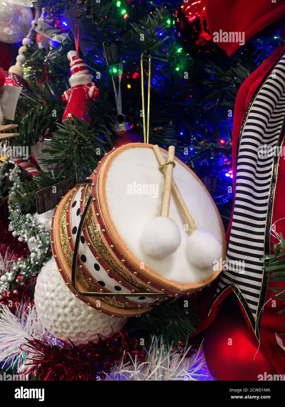 Musical instrument christmas tree ornaments hi-res stock photography ...