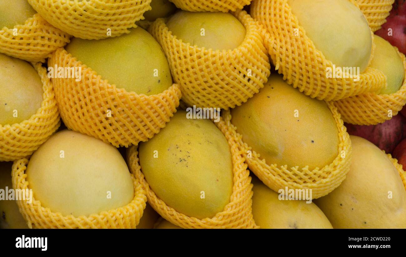 Rio de janeiro fruit stands hi-res stock photography and images - Alamy