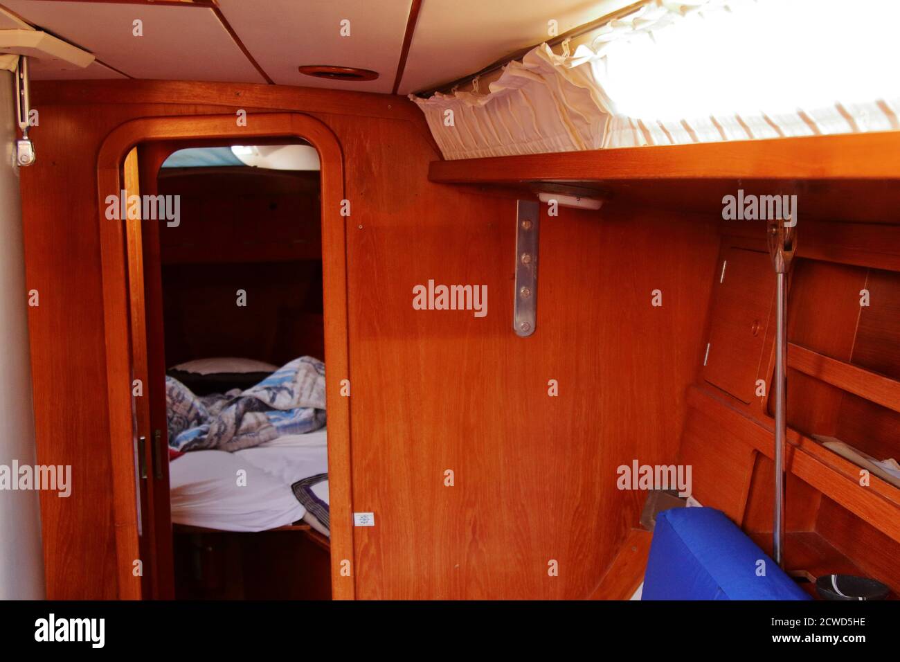 Bunk bed ship hi-res stock photography and images - Alamy