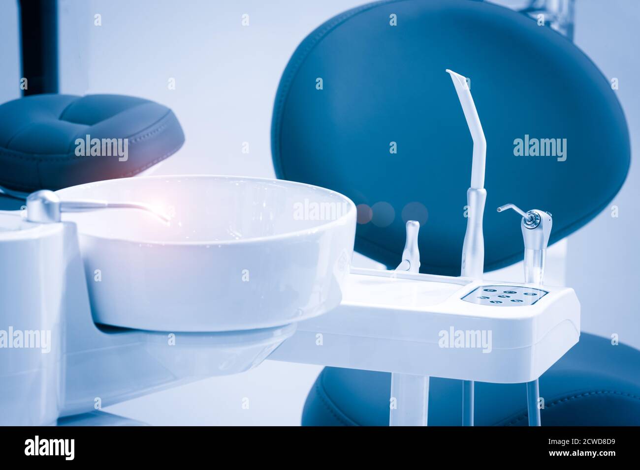 Dental equipment sink hi-res stock photography and images - Alamy