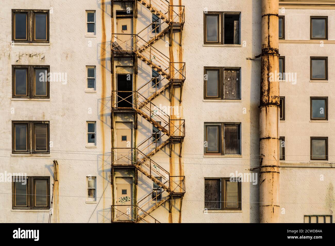 Steel fire escape hi-res stock photography and images - Alamy