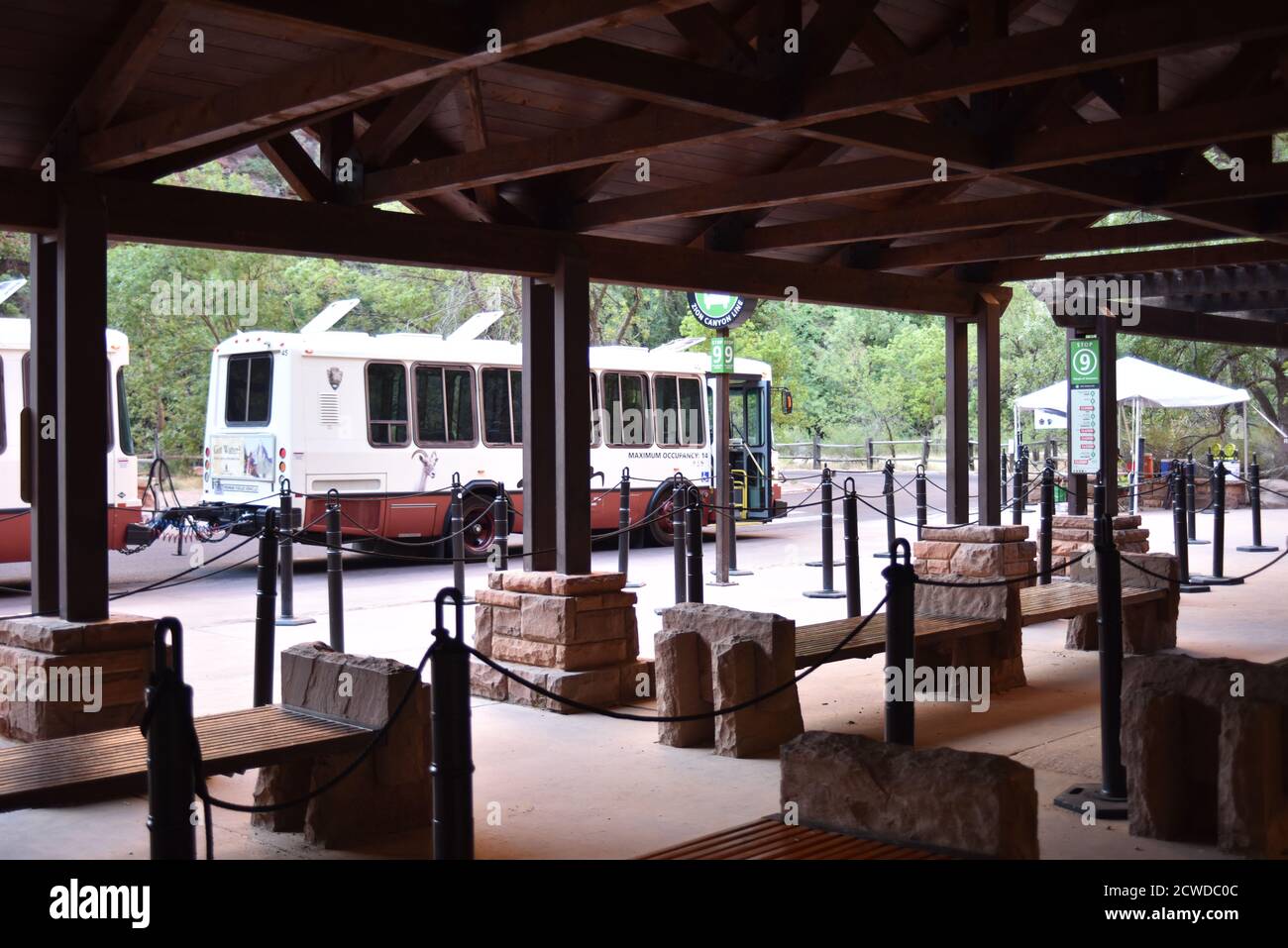 Zion national park shuttle buses hi-res stock photography and images ...