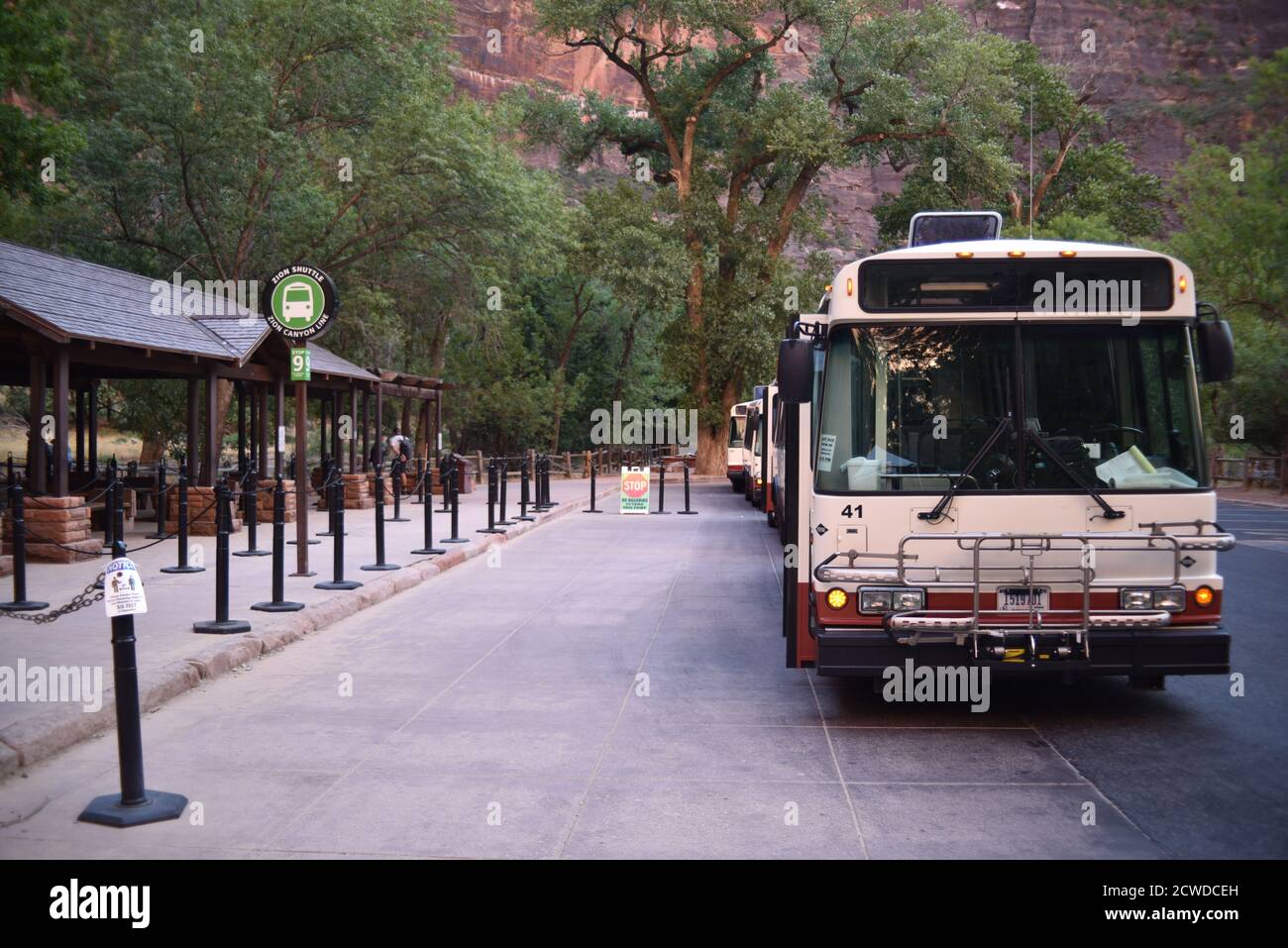 Zion national park shuttle buses hi-res stock photography and images ...