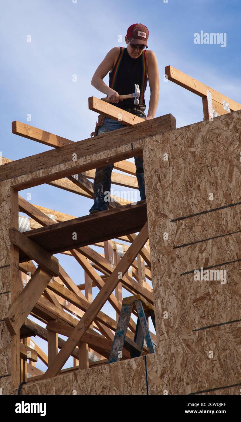 Habitat for humanity build house hi-res stock photography and images ...
