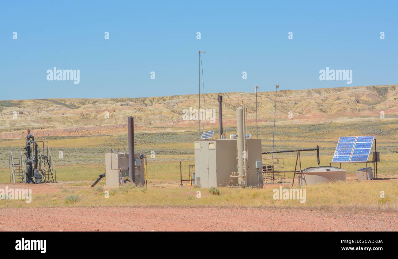 Natural gas extraction hi-res stock photography and images - Alamy