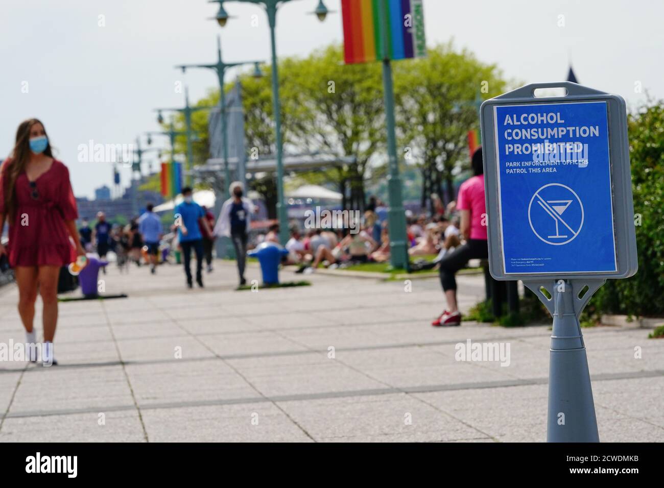 New York, USA. 16th May, 2020. Alcohol prohibited sign seen at Hudson ...