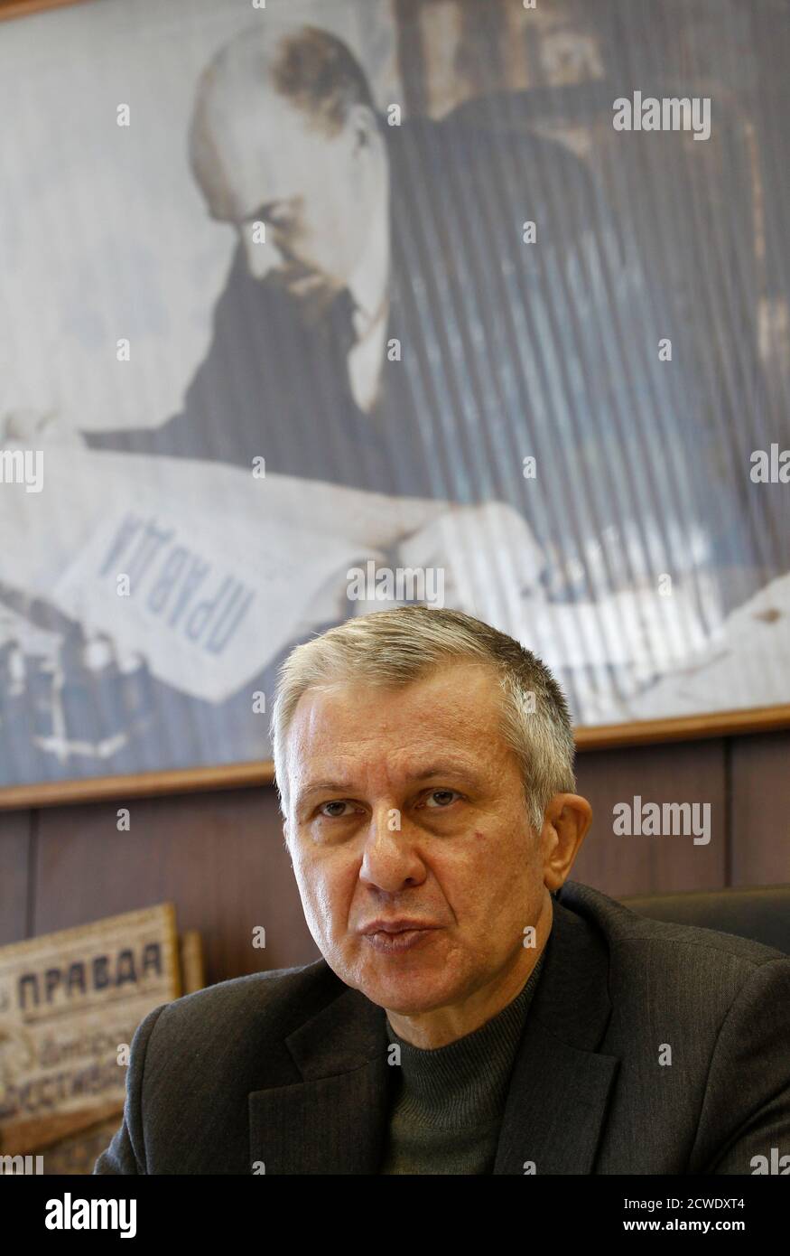 Pravda first edition hi-res stock photography and images - Alamy