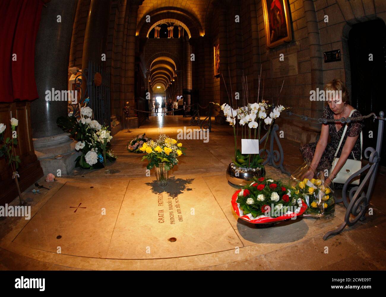 Tomb princess grace in cathedral hi-res stock photography and images ...