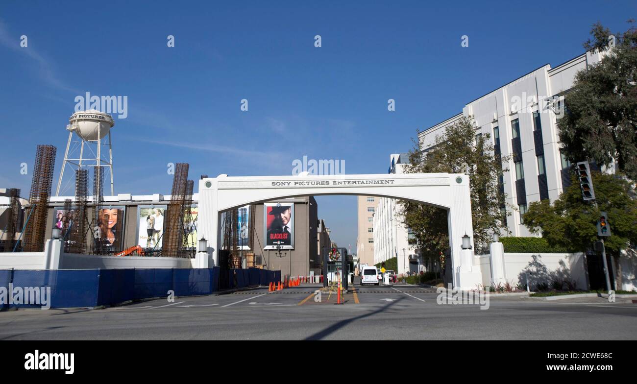 Sony studio gate hi-res stock photography and images - Alamy