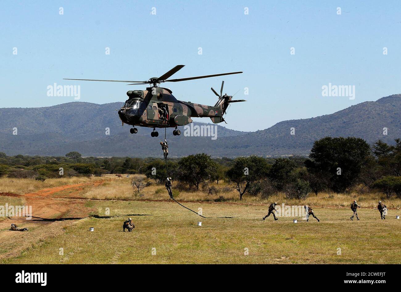 Heaviest helicopter hi-res stock photography and images - Alamy
