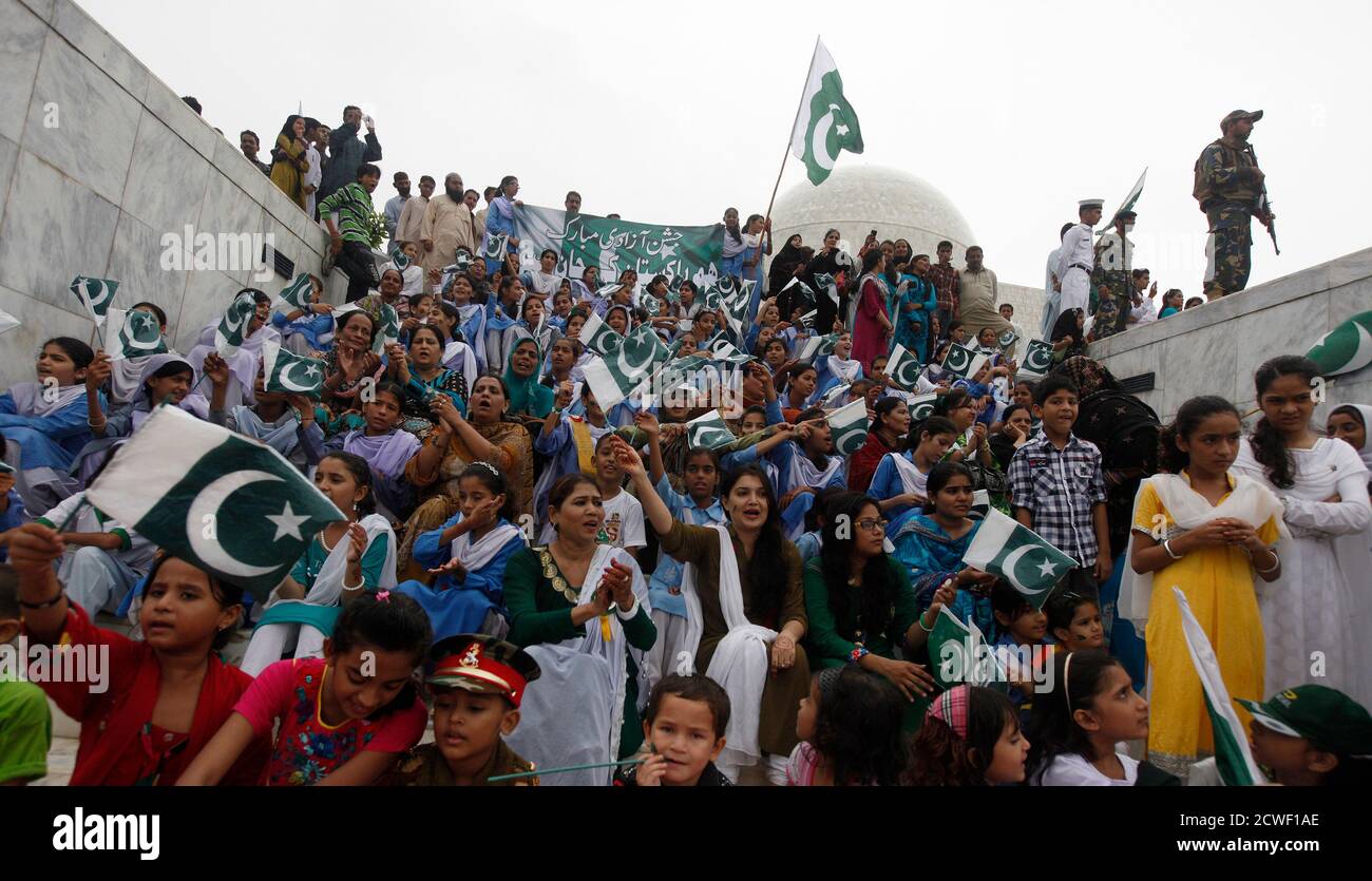 Pakistan independence day anniversary hi-res stock photography and ...