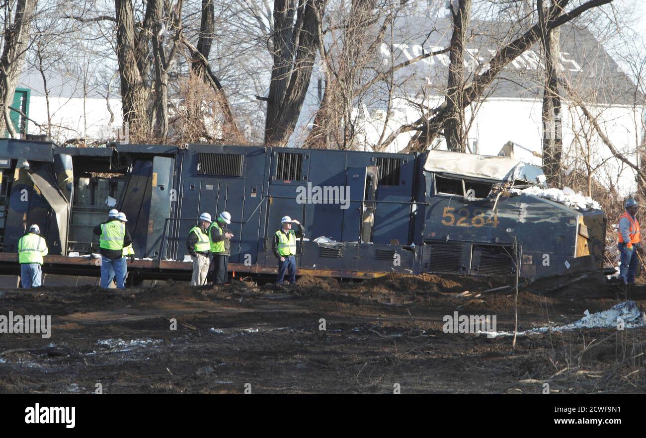 Freight train crew usa High Resolution Stock Photography and Images - Alamy