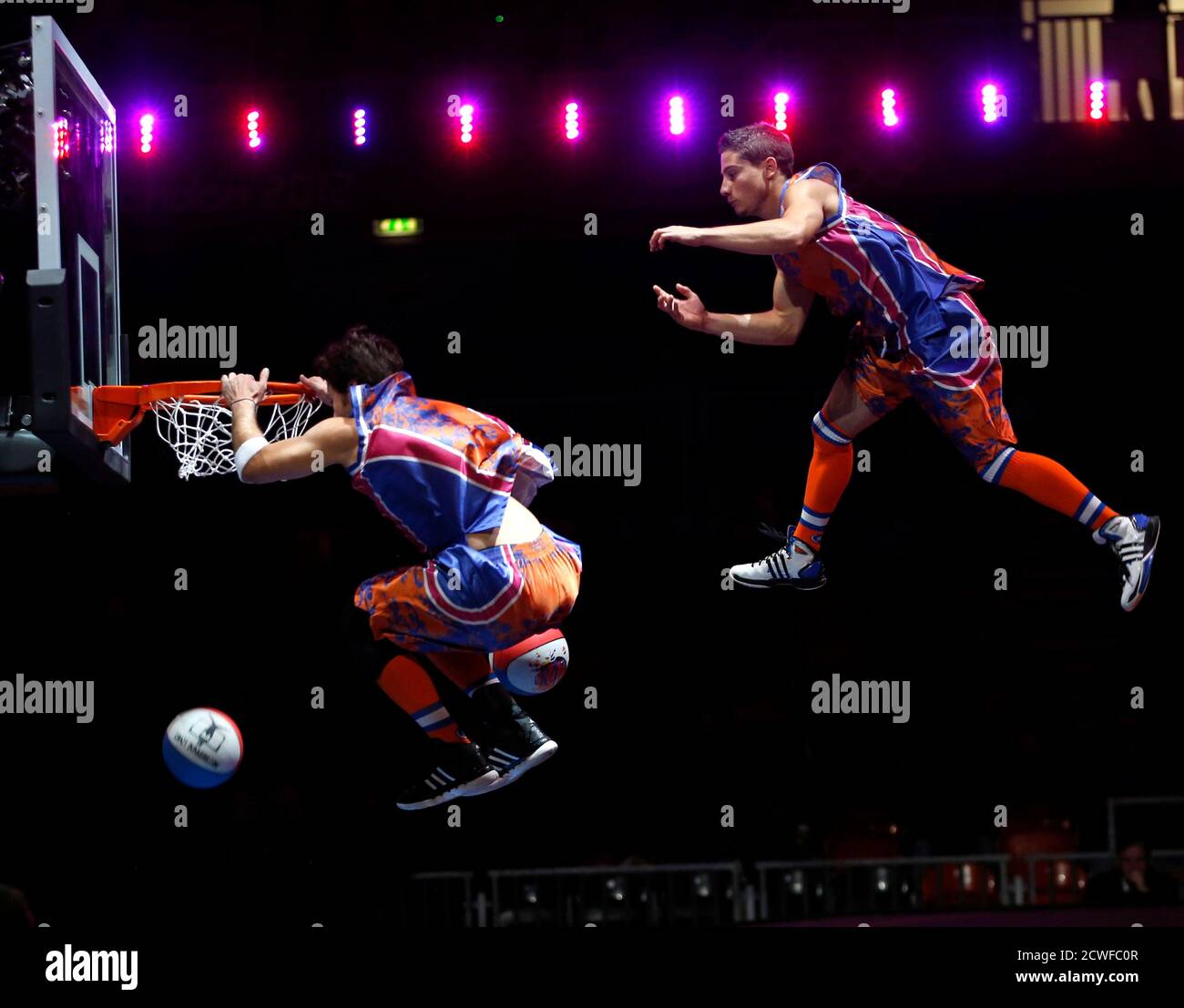 Crazy dunkers hi-res stock photography and images - Alamy