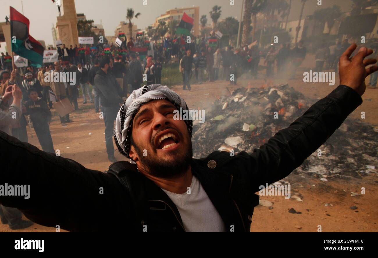 Green book gaddafi hi-res stock photography and images - Alamy