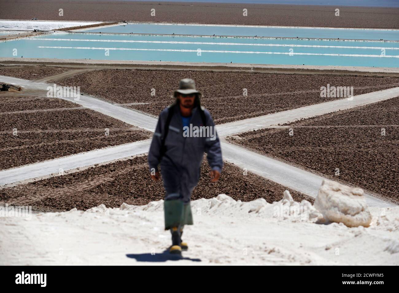 Lithium production bolivia hi-res stock photography and images - Alamy