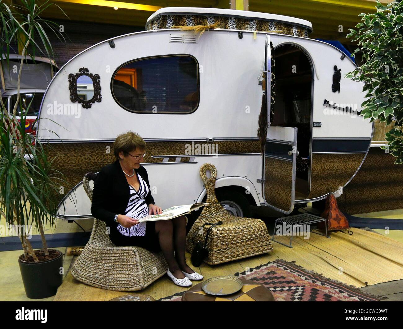 Camping coaches railway hi-res stock photography and images - Alamy