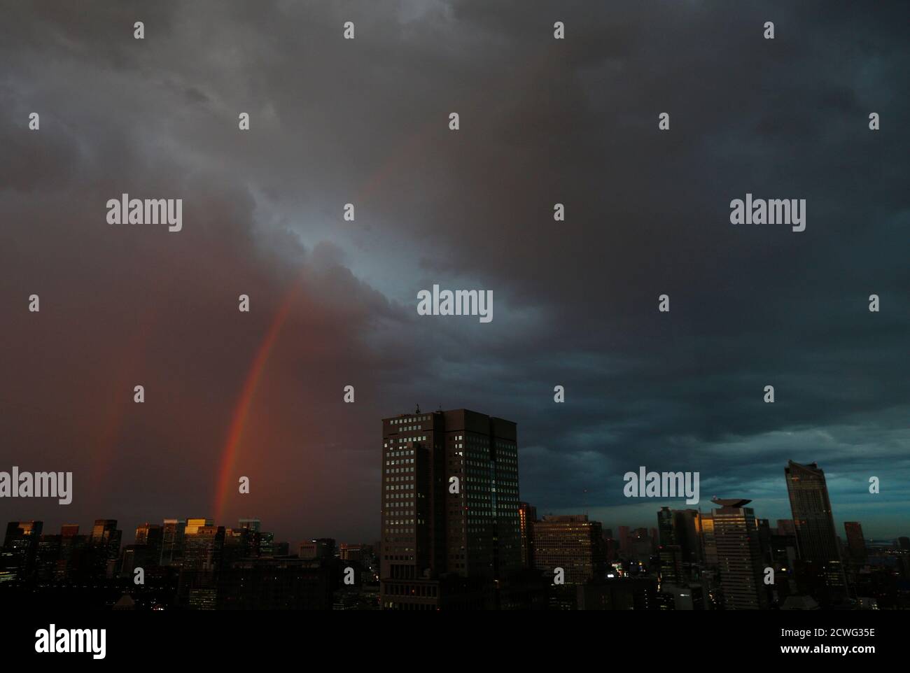 Tokyo typhoon sky hi-res stock photography and images - Alamy
