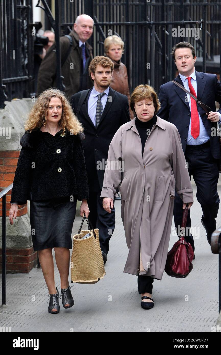 Sally dowler hi-res stock photography and images - Alamy