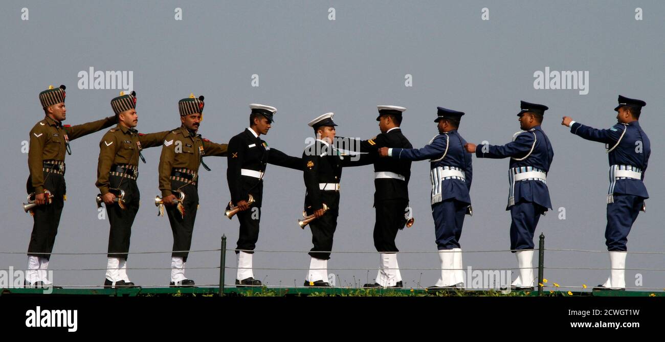 Gandhi's army hi-res stock photography and images - Alamy