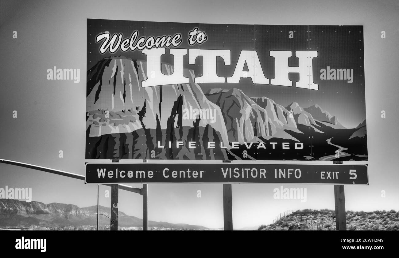 Welcome to Utah Sign Life Elevated, Unite States road Stock Photo - Alamy