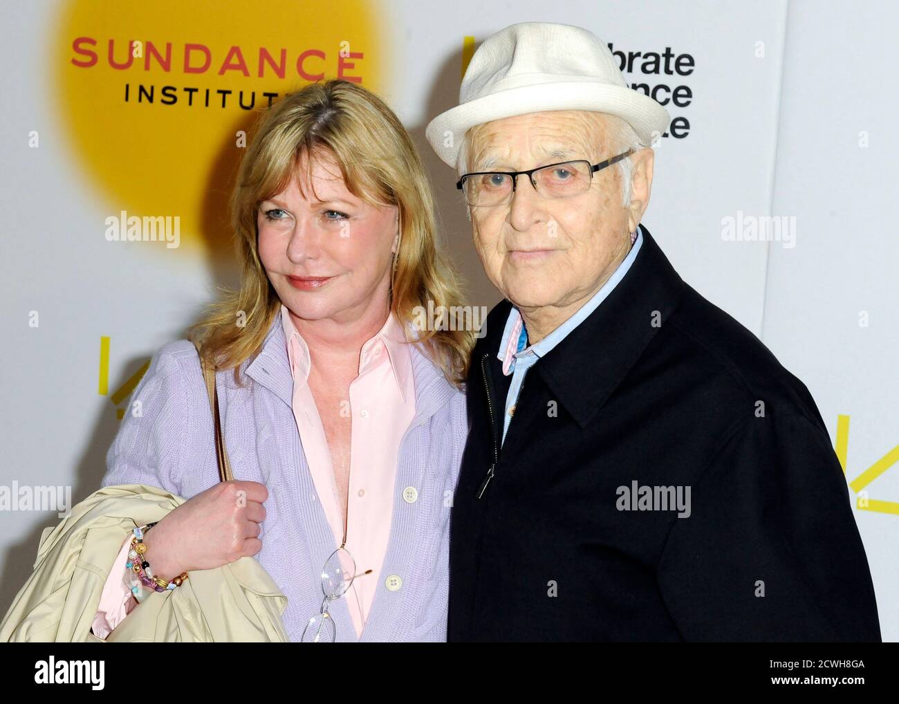Norman lear lyn lear norman lear hi-res stock photography and images ...