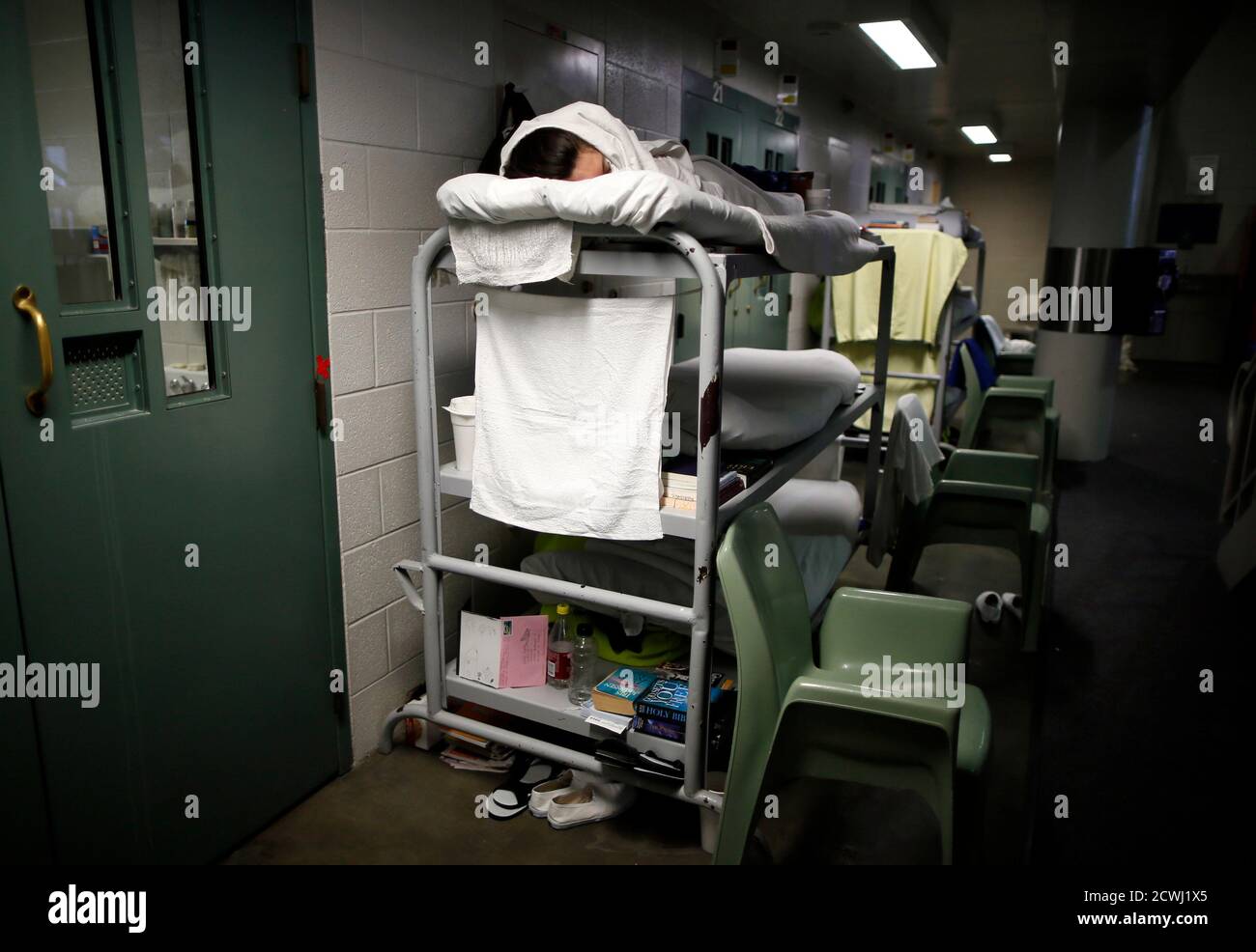 Women's prison california hi-res stock photography and images - Alamy
