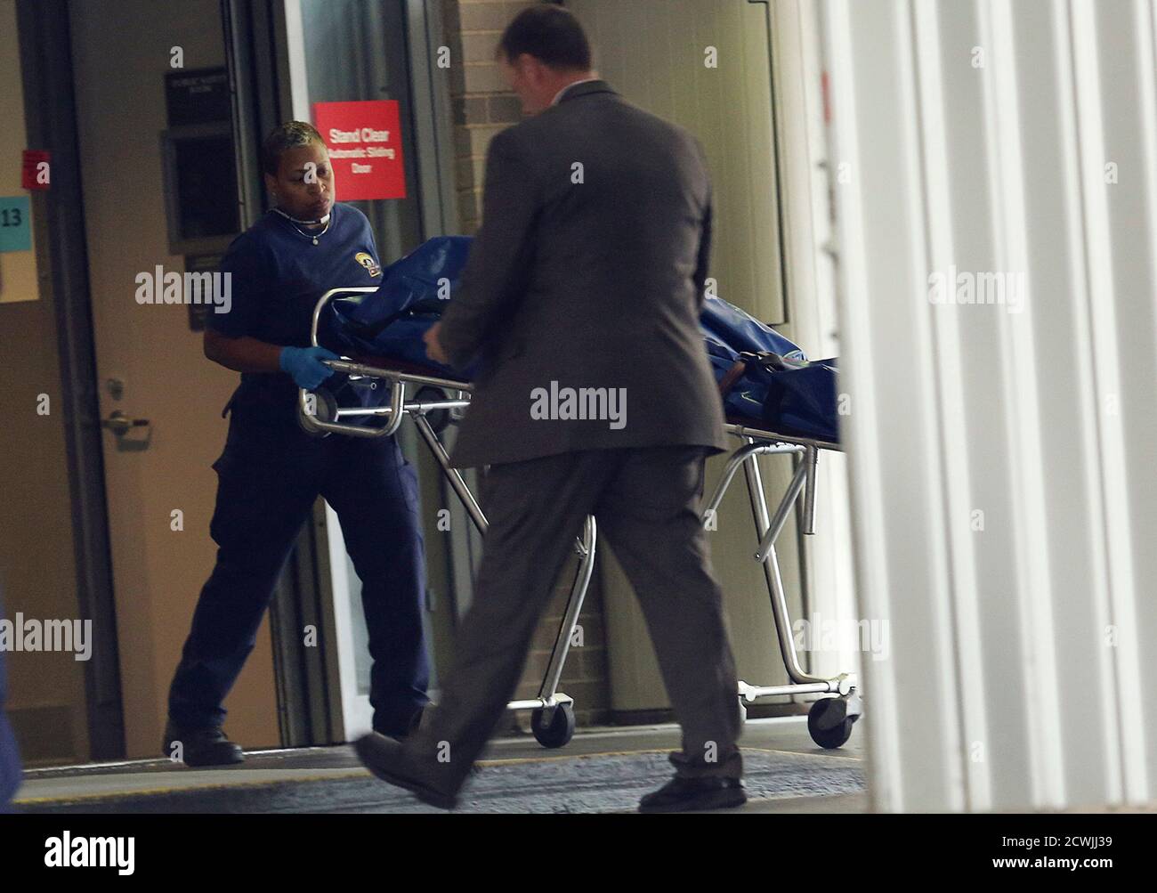 Trauma surgery hi-res stock photography and images - Alamy