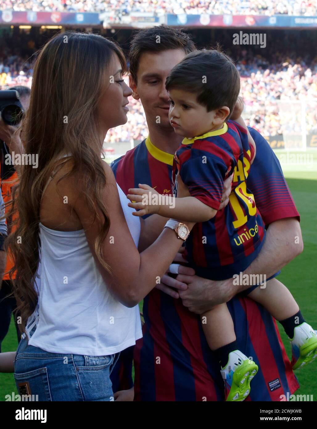 Antonella roccuzzo and thiago hi-res stock photography and images - Alamy