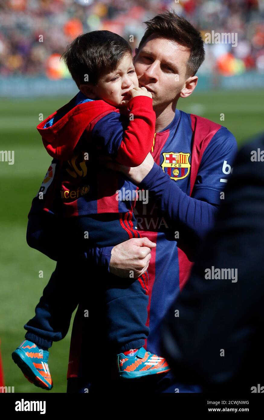 Crying messi hi-res stock photography and images - Alamy