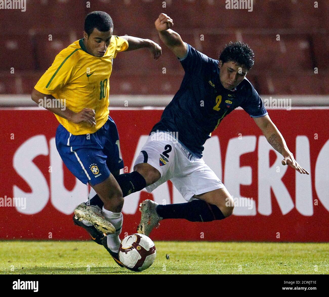 Mario pineida hi-res stock photography and images - Alamy