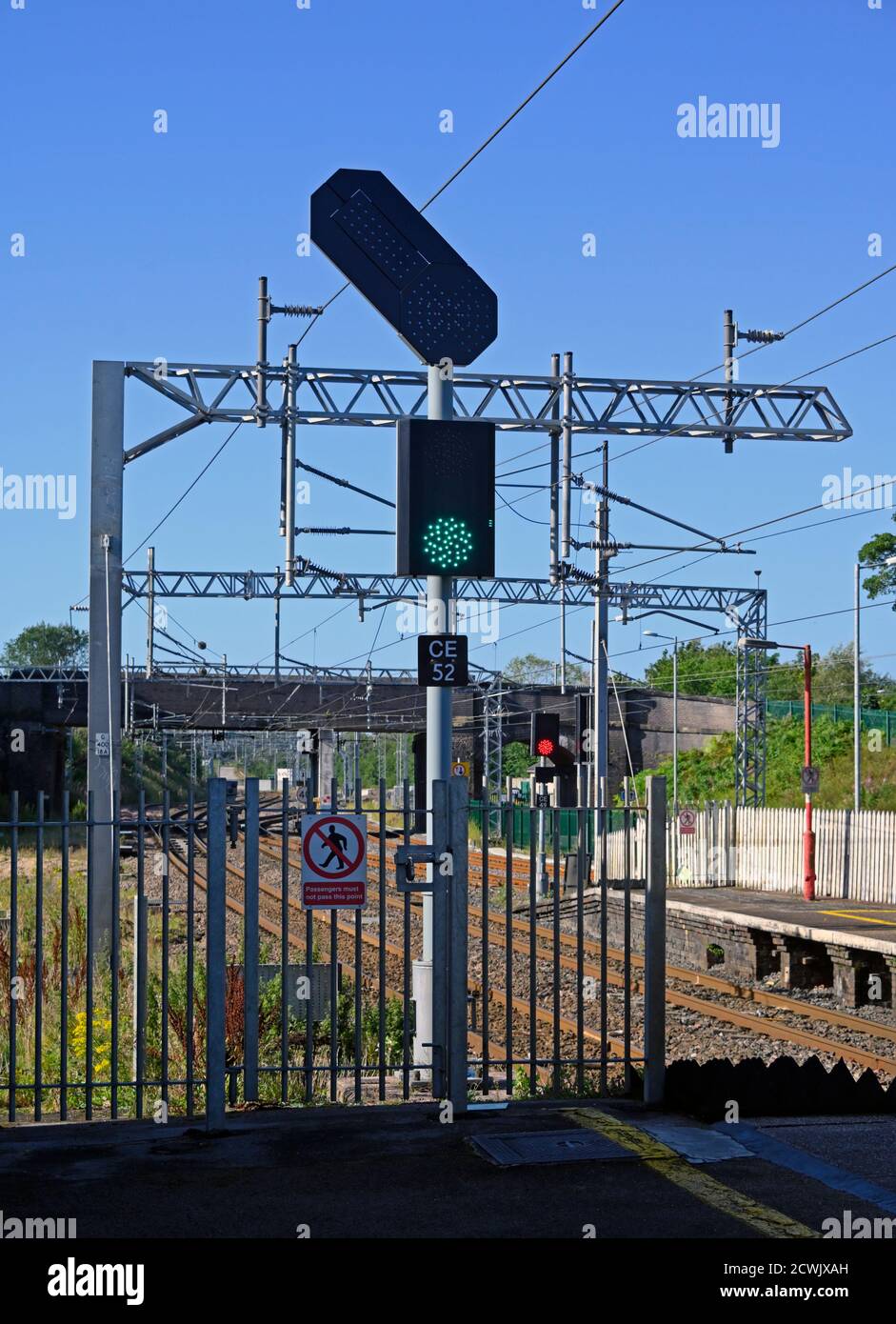 Colour light railway signals hi-res stock photography and images - Alamy Colour light railway signals hi-res stock photography and images - Alamy