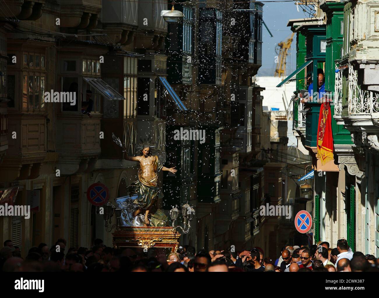 Valletta malta statue christ in hi-res stock photography and images - Alamy