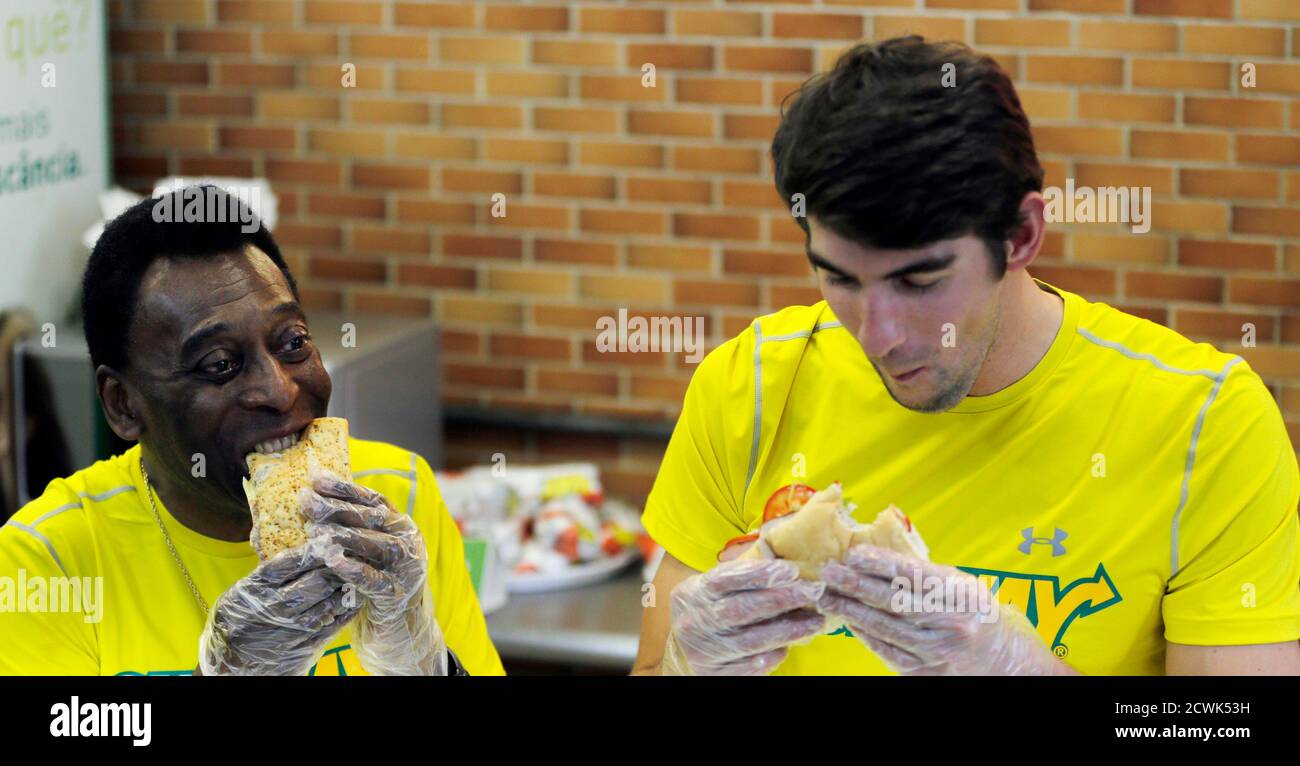 Eat sandwiches High Resolution Stock Photography and Images - Alamy