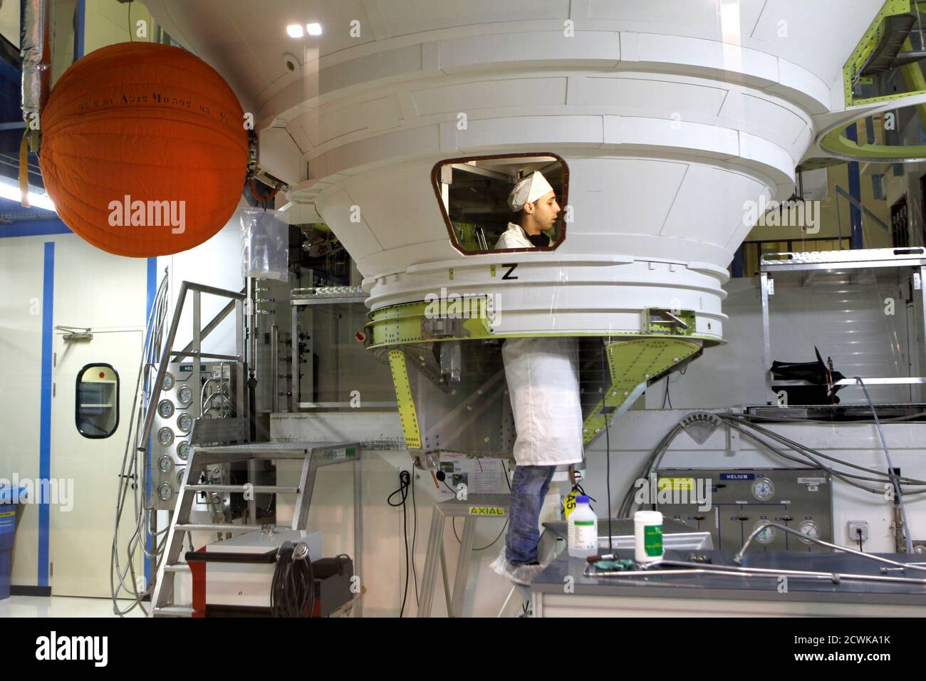 Cryogenic unit hi-res stock photography and images - Alamy