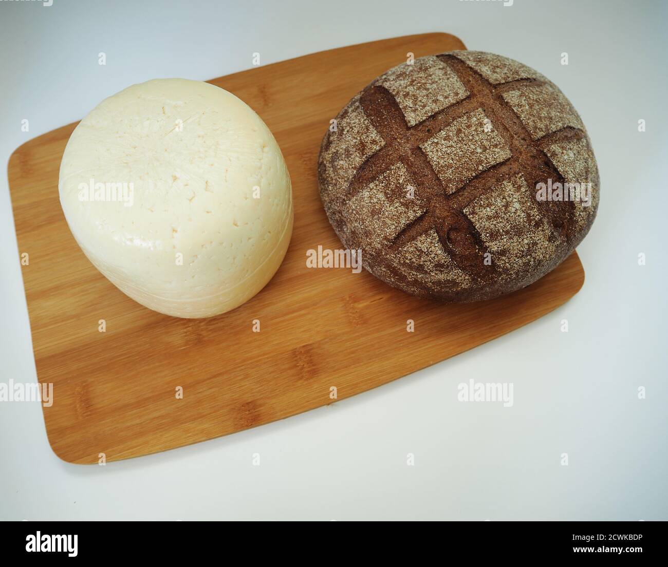 Round loaf rustic bread hi-res stock photography and images - Alamy