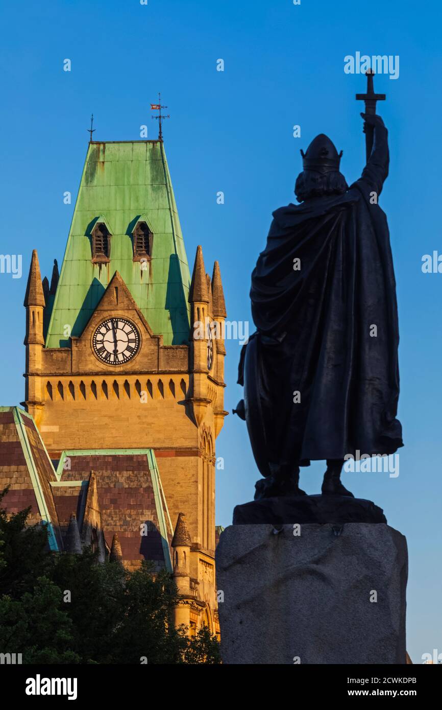 King alfred the great hi-res stock photography and images - Alamy