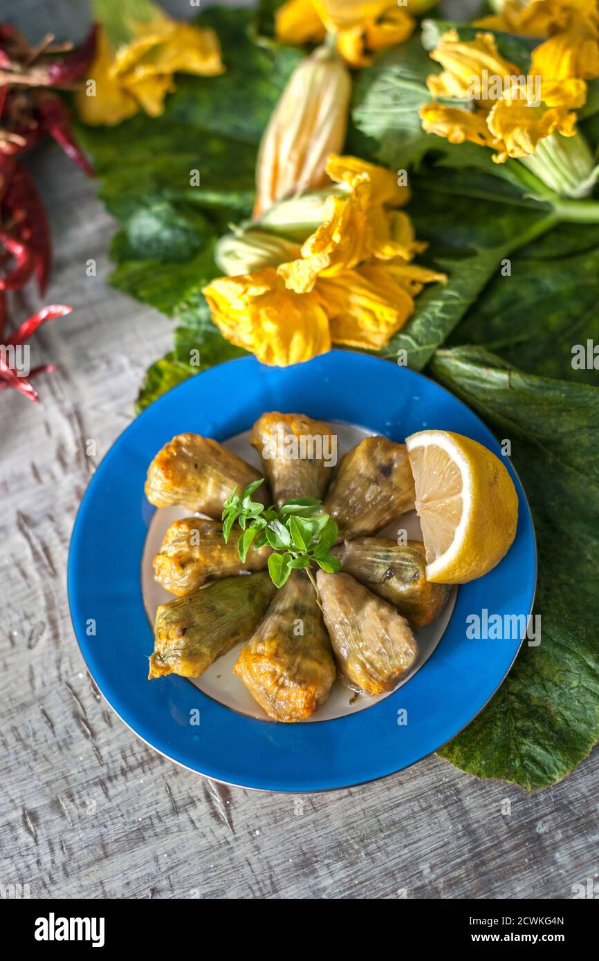 Lemon squash hi-res stock photography and images - Alamy