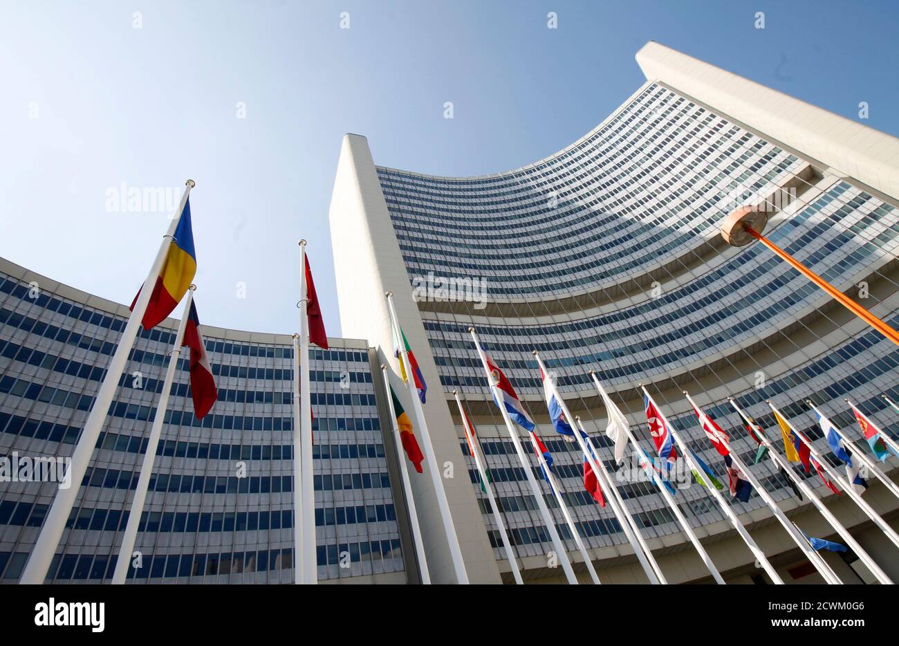 United nations headquarters building vienna hi-res stock photography ...
