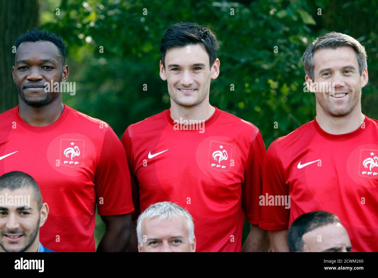 Frances soccer team poses team hi-res stock photography and images - Alamy