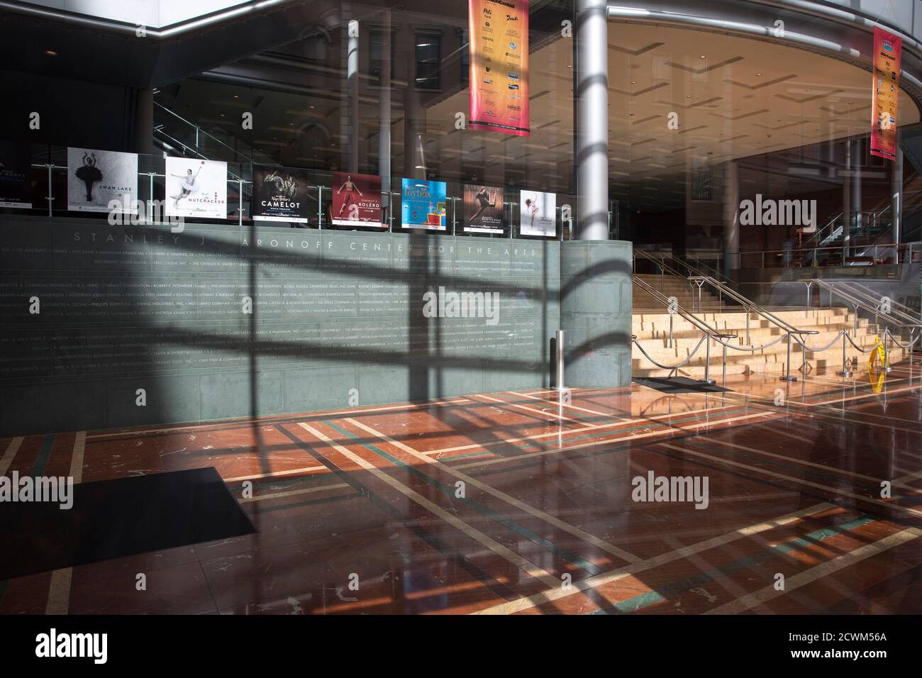 Aronoff center for the arts hi-res stock photography and images - Alamy