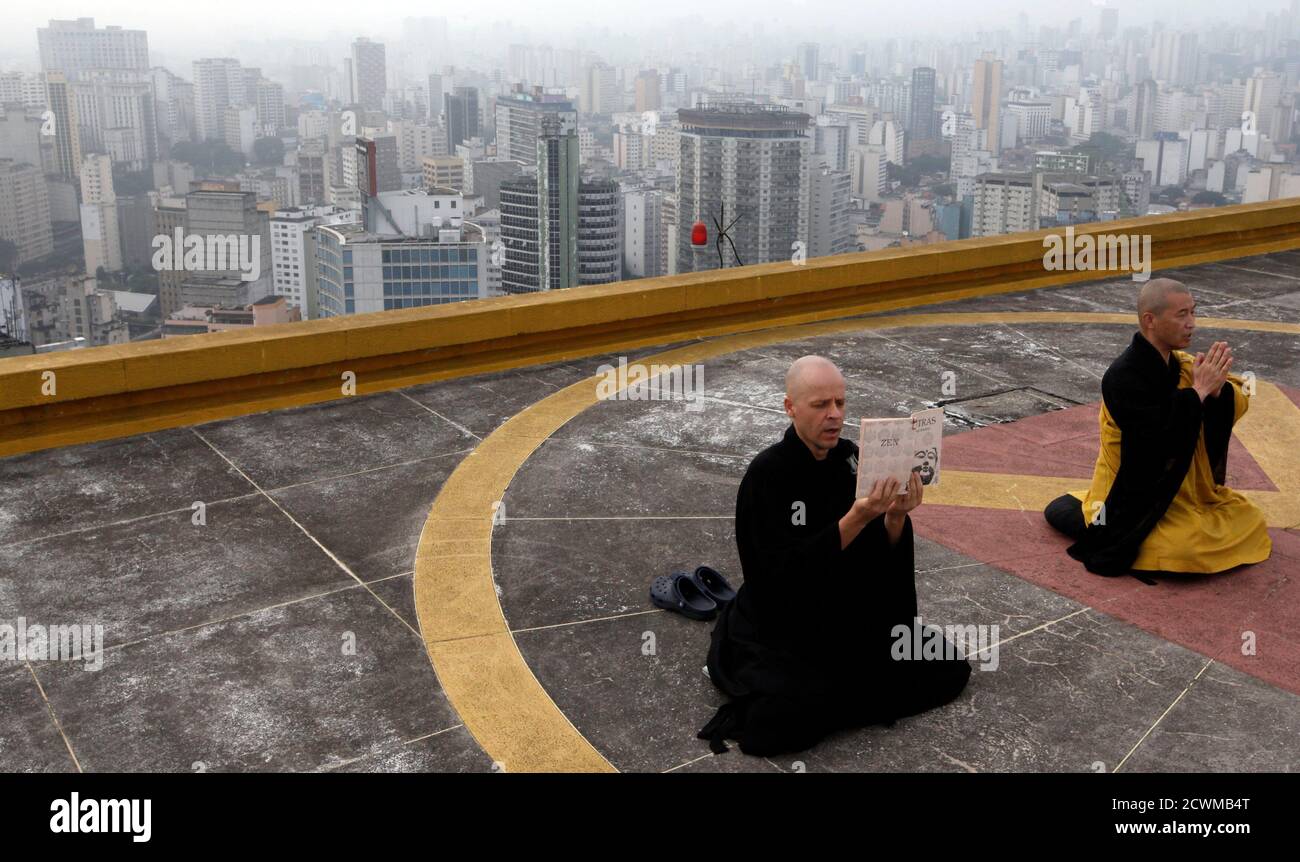 Oscar niemeyer copan hi-res stock photography and images - Alamy
