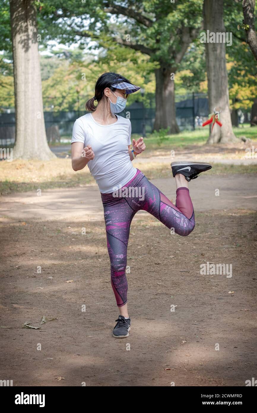 Asian american athlete hi-res stock photography and images - Alamy