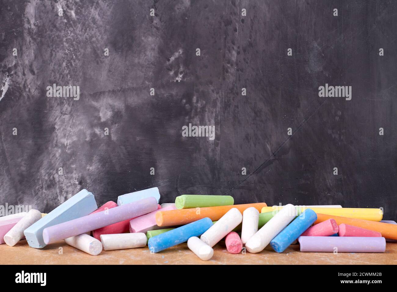 Different chalks hi-res stock photography and images - Alamy