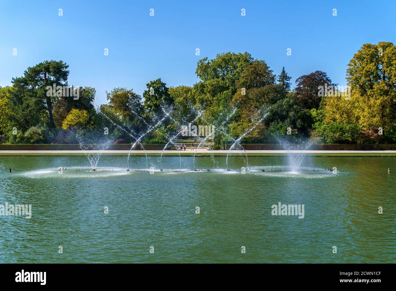 The Mirror Fountain/Pool in the Gardens of Versailles - France Stock ...