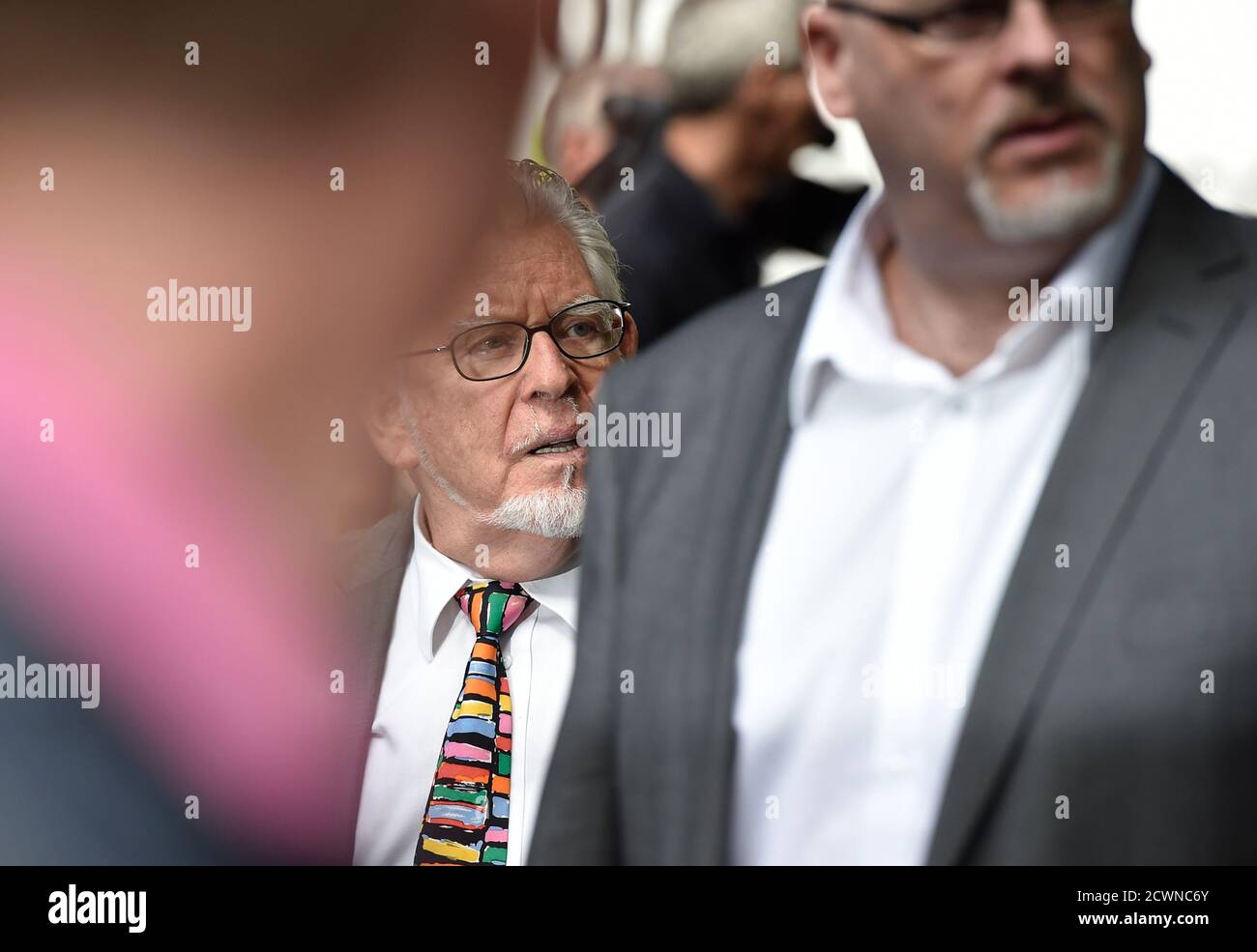 Rolf harris arrives at southwark crown court hi-res stock photography ...