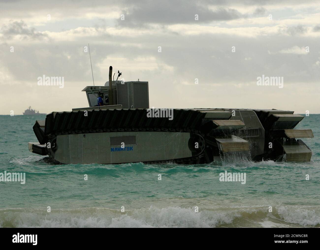 Ultra heavy lift amphibious connector hi-res stock photography and ...
