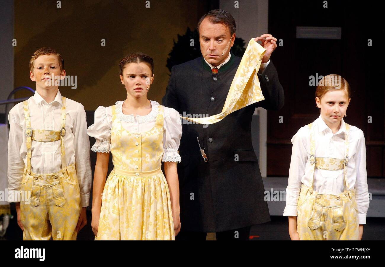 Captain von trapp sound of music hi-res stock photography and images ...