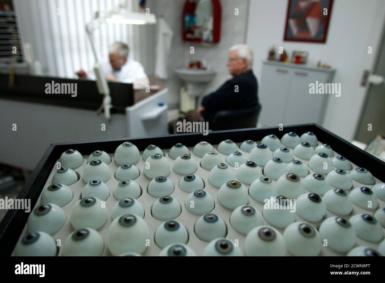 Trauma to the right eye hi-res stock photography and images - Alamy