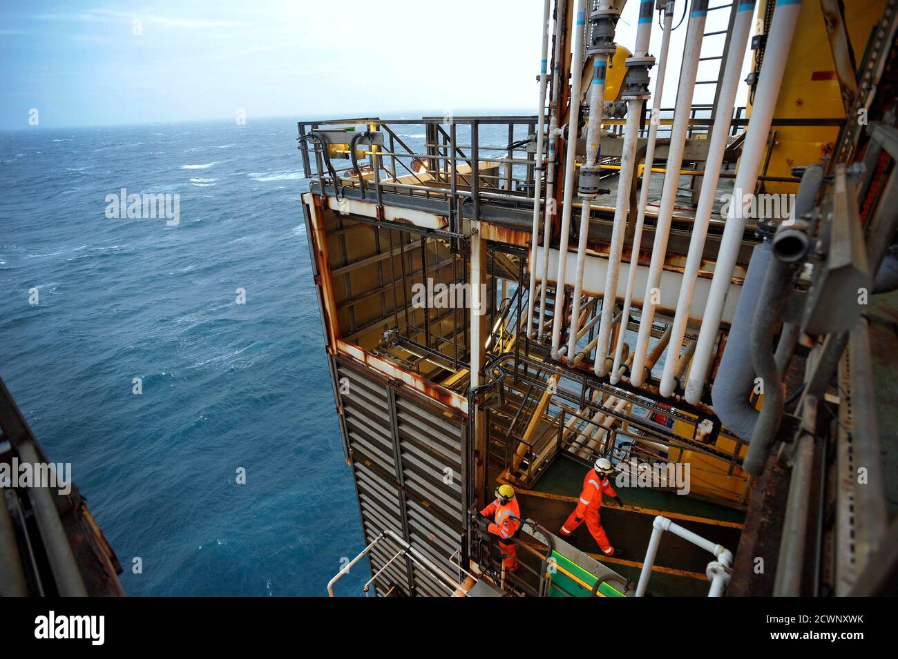 Oil companies aberdeen hi-res stock photography and images - Alamy