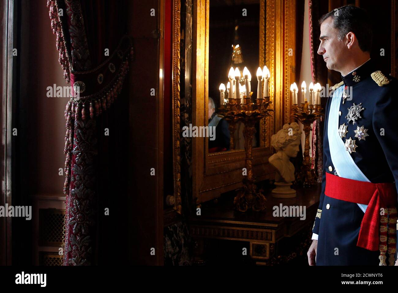 Felipe Vi Of Spain Uniform High Resolution Stock Photography and Images ...